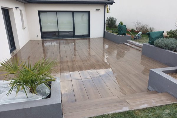 Construction Harant Dallage terrasse sur plot