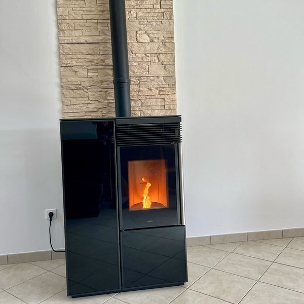 Nobis Poêle à granulés de bois LIGHT